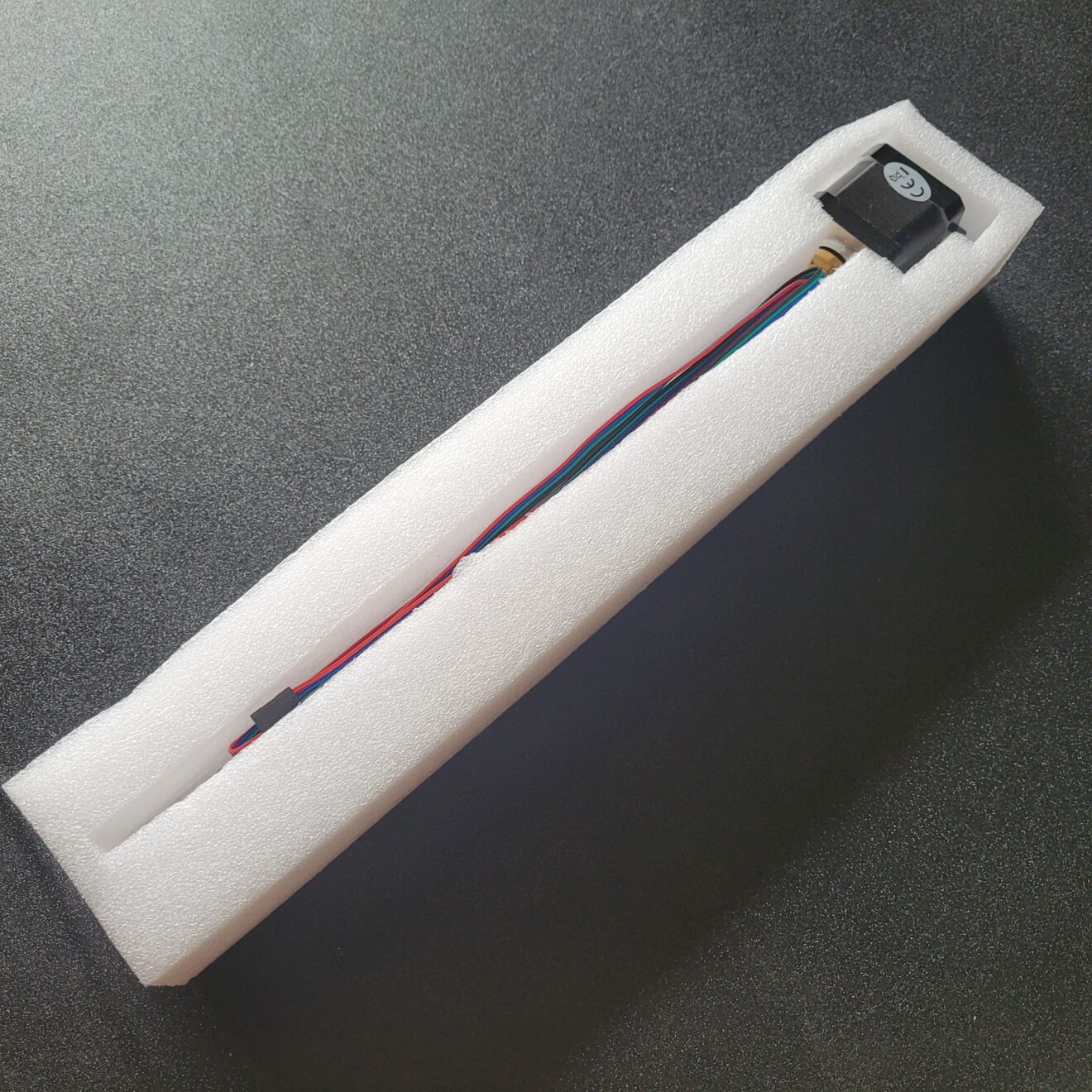 Steperonline Nema 17 Stepper Motor With Integrated Leadscrew - DConqueror3D